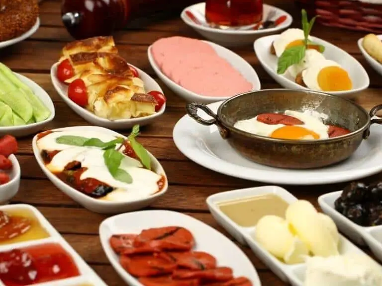 Ferah Turkish Cafe: Awesome Traditional Turkish Breakfast in Sydney