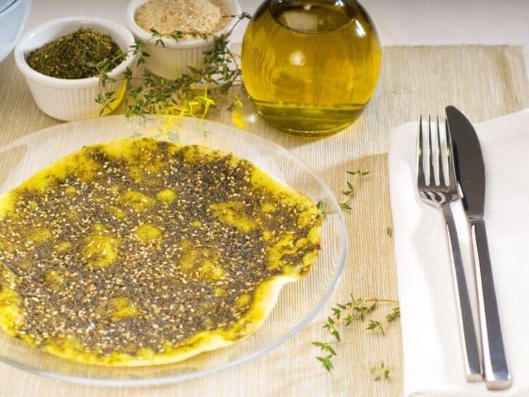 Hoxton Park Manoosh: Halal Lebanese Food in Sydney