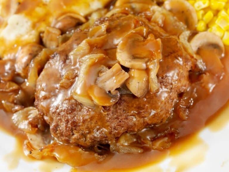 Difference Between Cube Steak And Salisbury Steak (Comparison Table)