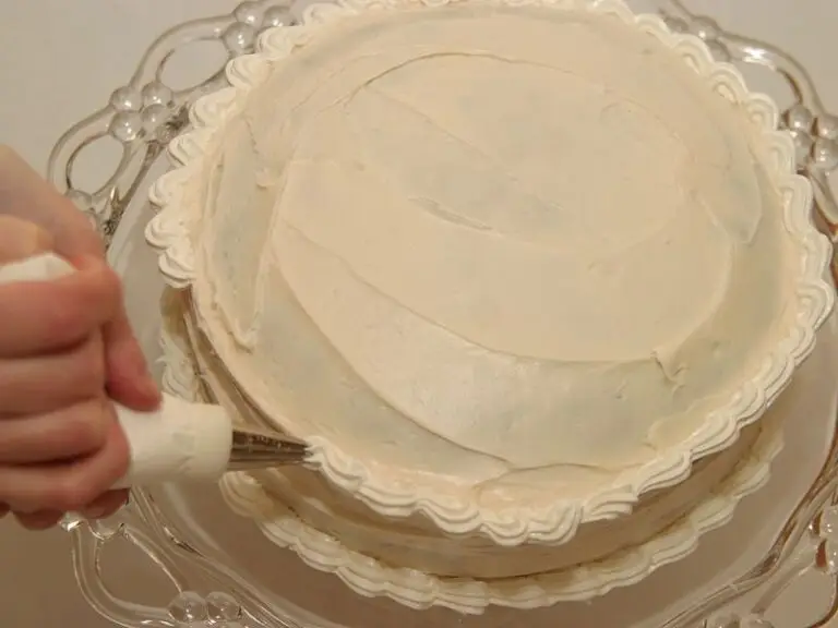 Why is the Top Layer of Your Cake Peeling Off? (And How to Fix It)