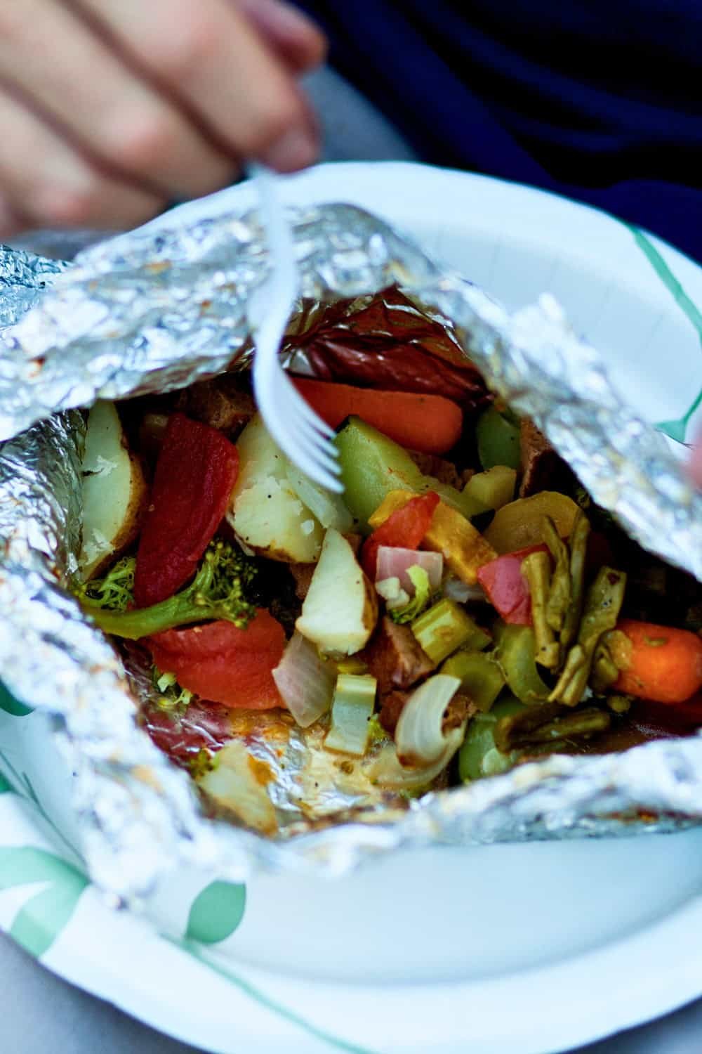 10 Campfire Meals That Will Make You the Hero of Your Next Camping Trip