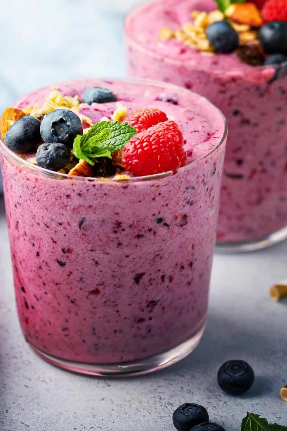 30 Energizing Breakfast Smoothies to Kickstart Your Morning!