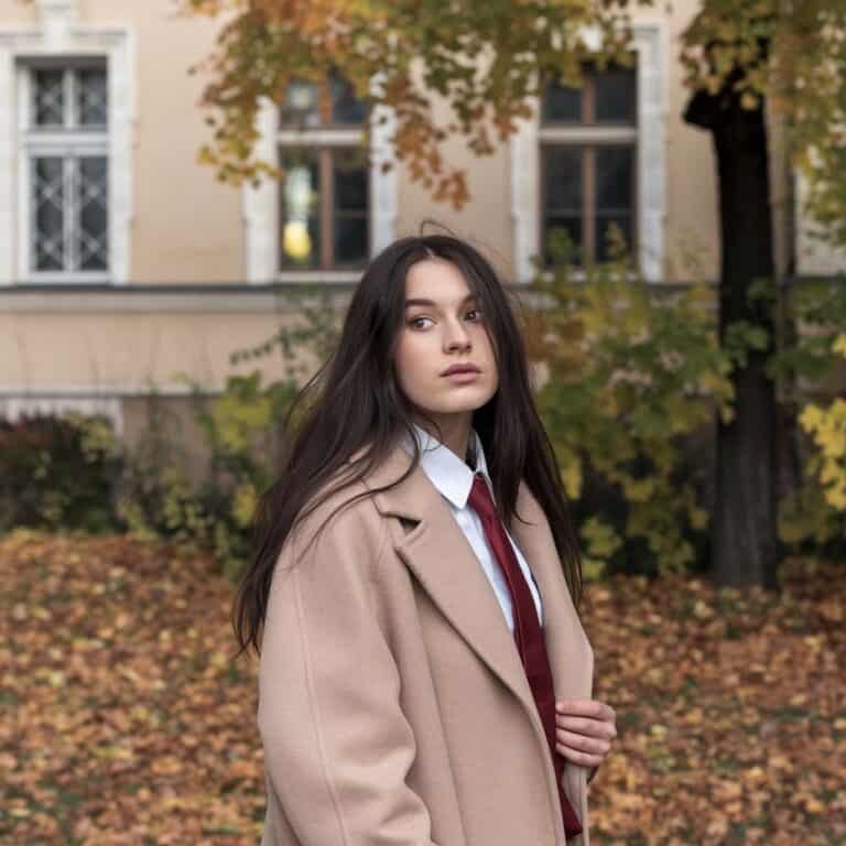 10 Fall Photoshoot Ideas to Spark Your Creativity - ostrali.com