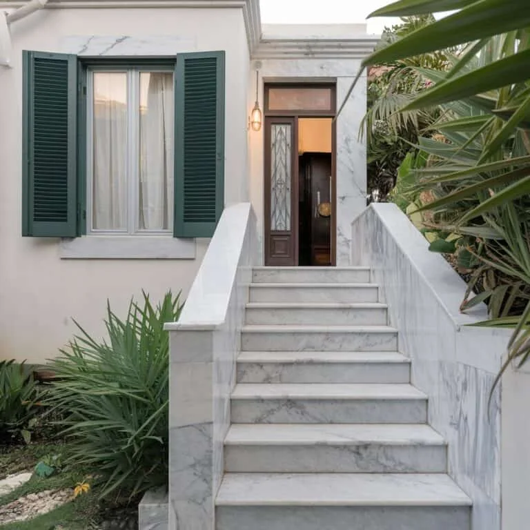 30+ Inspiring Home Stairs With Marble Ideas You’ll Love